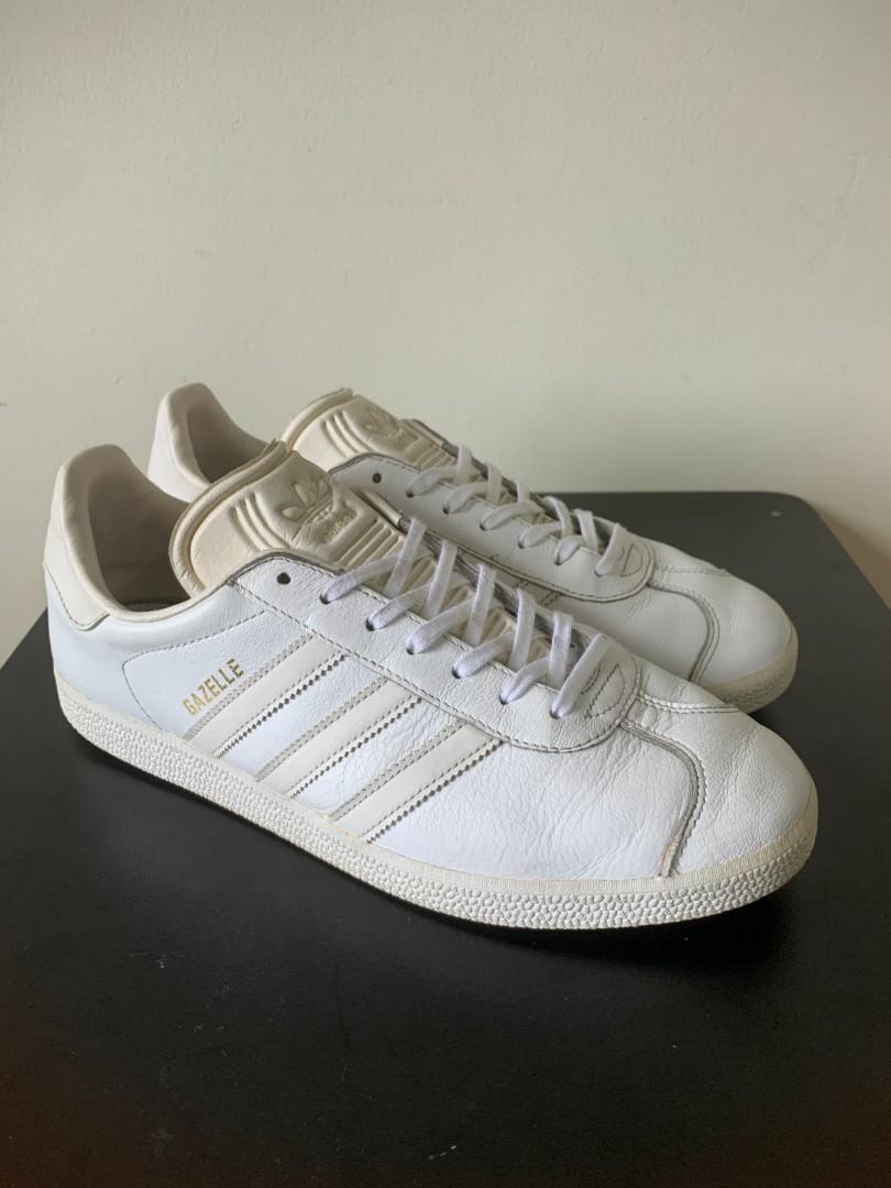 Adidas Gazelle White, Men's Fashion, Footwear, Sneakers on Carousell