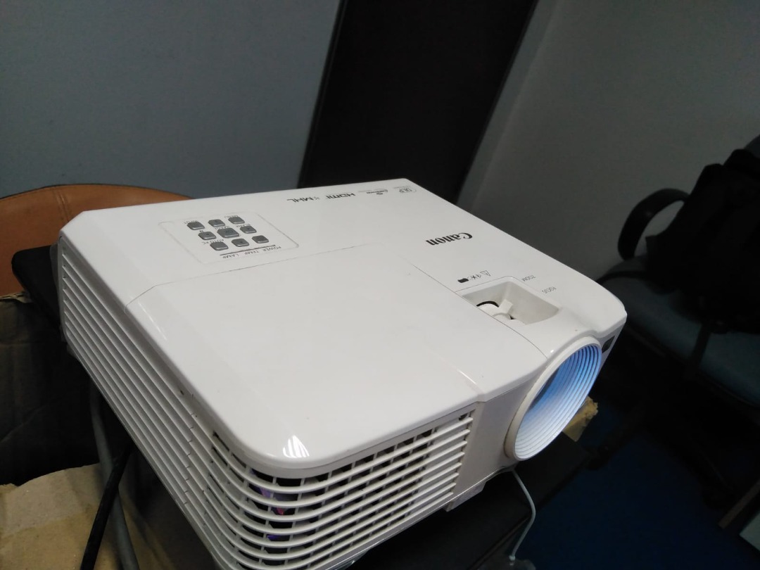 Canon Projector, TV & Home Appliances, TV & Entertainment, Projectors ...