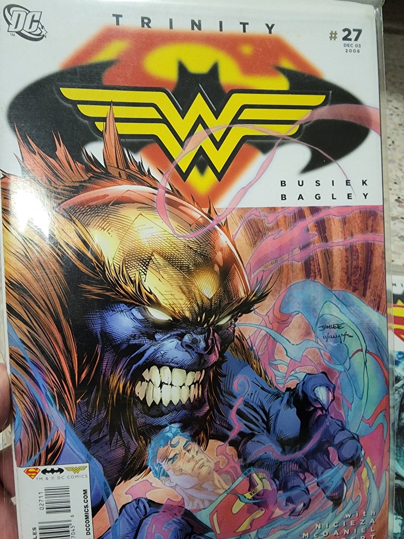 DC Comics: Trinity featuring Superman, Batman & Wonder Woman, Hobbies ...