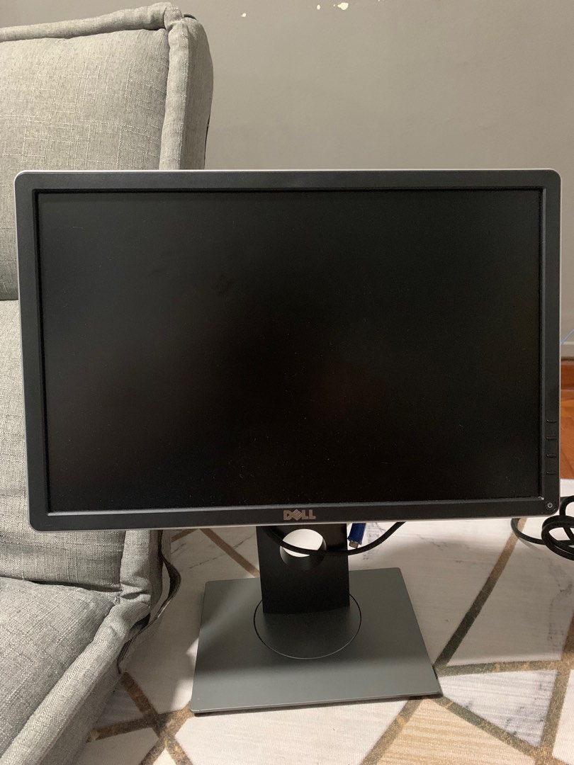 DELL 19 Inch monitor, Computers & Tech, Desktops on Carousell