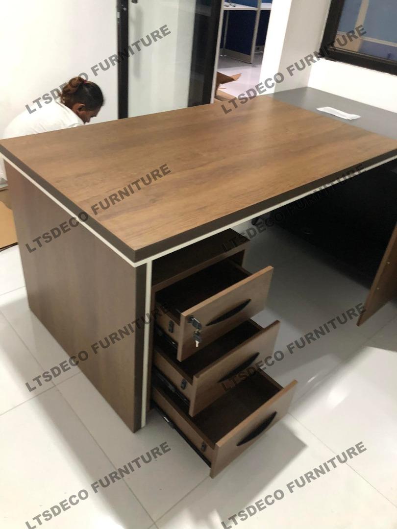 Executive Office Table with Built in Side Drawers & Cabinet with Lock ...