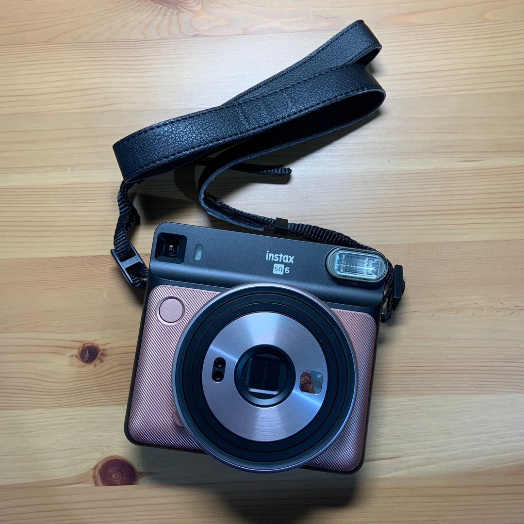 Fujifilm Polaroid Instax Square SQ6, Photography, Cameras on Carousell
