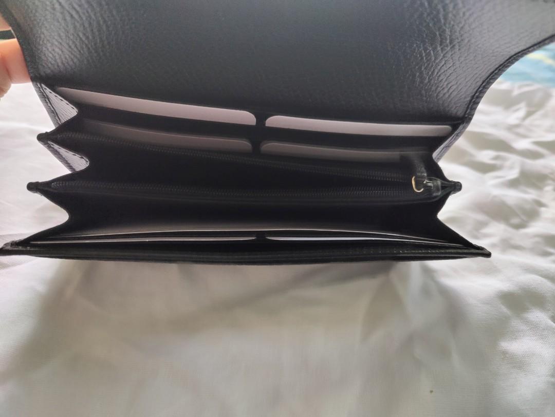 Gucci GG Interlocking Flap Wallet (ladies), Luxury, Bags & Wallets on Carousell