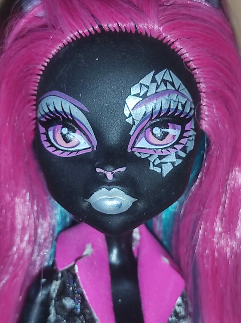 HTF Monster High Rock Star Catty Noir Doll, Hobbies & Toys, Toys ...