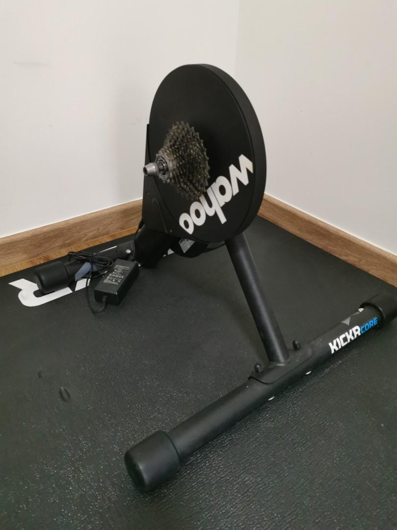 Kickr core + climb + mat, Sports Equipment, Exercise & Fitness, Cardio ...