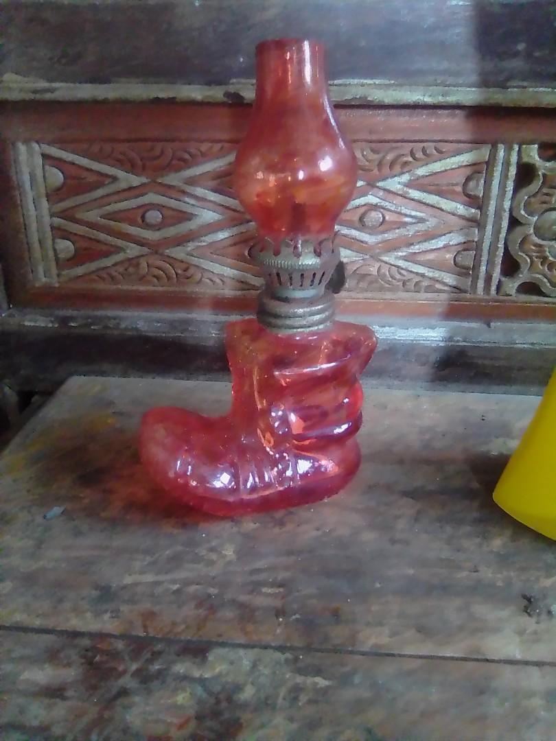 lampu minyak mini model sepatu boat, Antik, Lainnya di Carousell