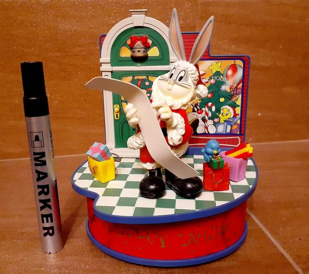 LOONEY TUNES BUGS BUNNY MUSIC BOX, Hobbies & Toys, Toys & Games on ...