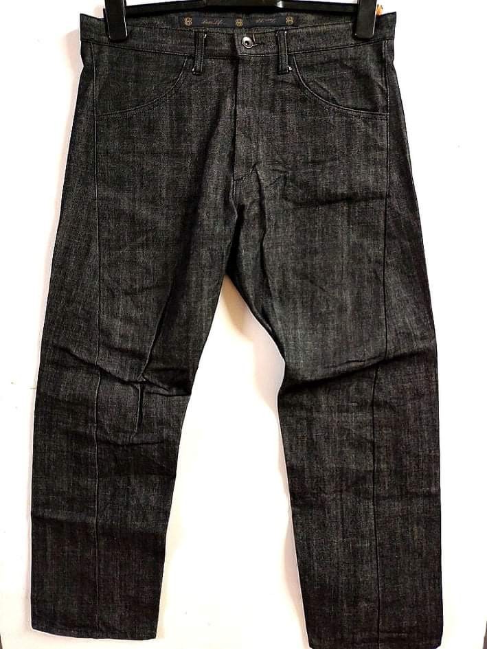 LOUNGE LIZARD ENGINEERED JEANS, Men's Fashion, Bottoms, Jeans on Carousell