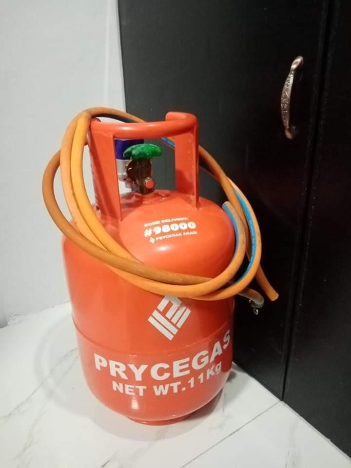 LPG Tank with regulator and hose, TV & Home Appliances, Kitchen ...