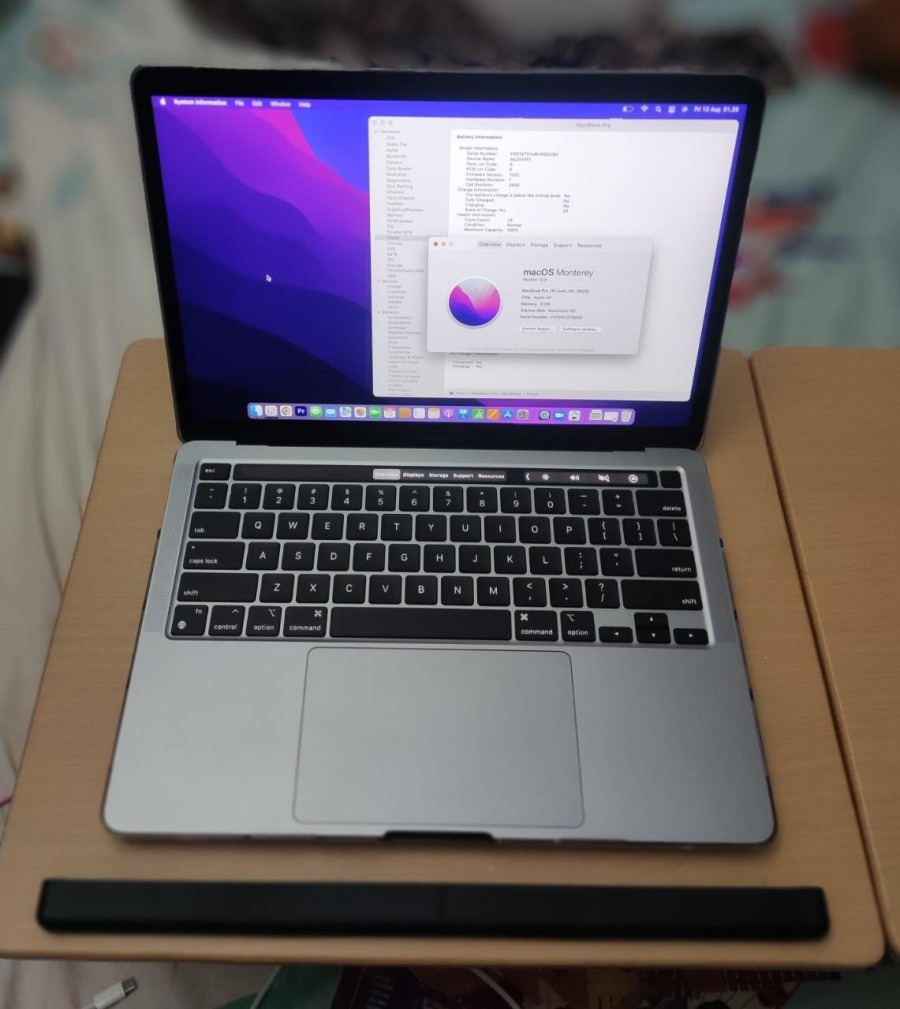 Macbook Pro 2020 13 inch M1 Chip RAM 8GB/ 256GB SSD CPO, Elektronik ...