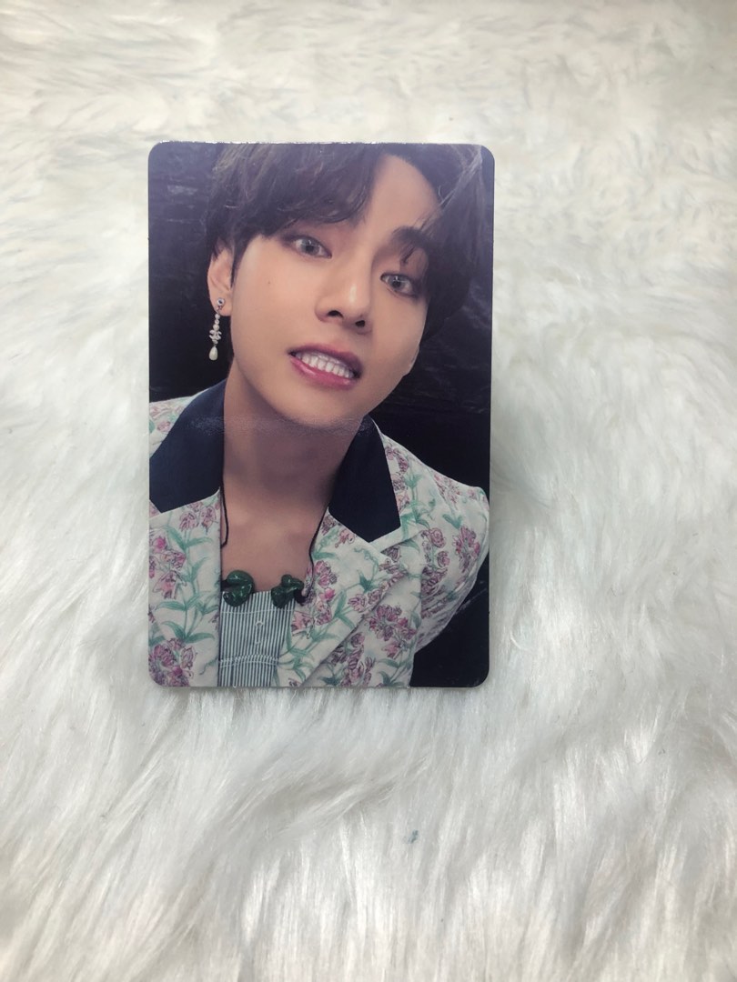 MOTS ON:E DVD Taehyung RPC, Hobbies & Toys, Memorabilia & Collectibles ...