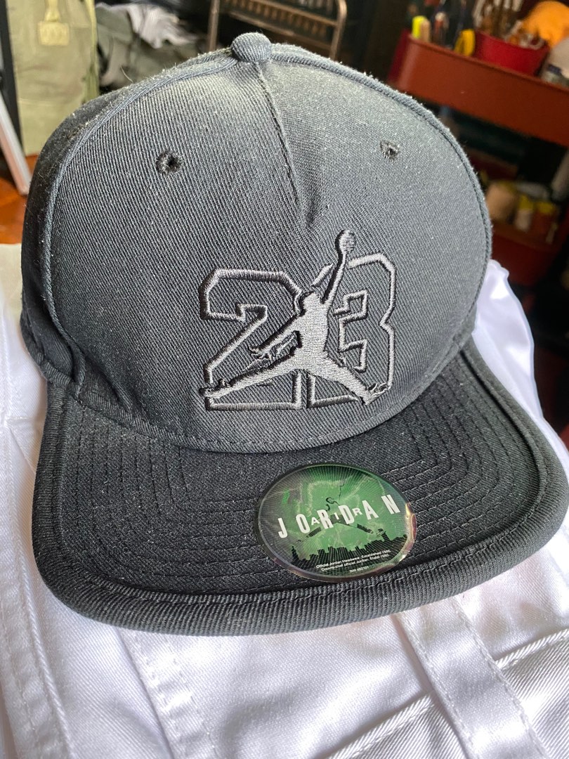 New era air Jordan cap Aj 1, 男裝, 手錶及配件, 棒球帽、帽 - Carousell