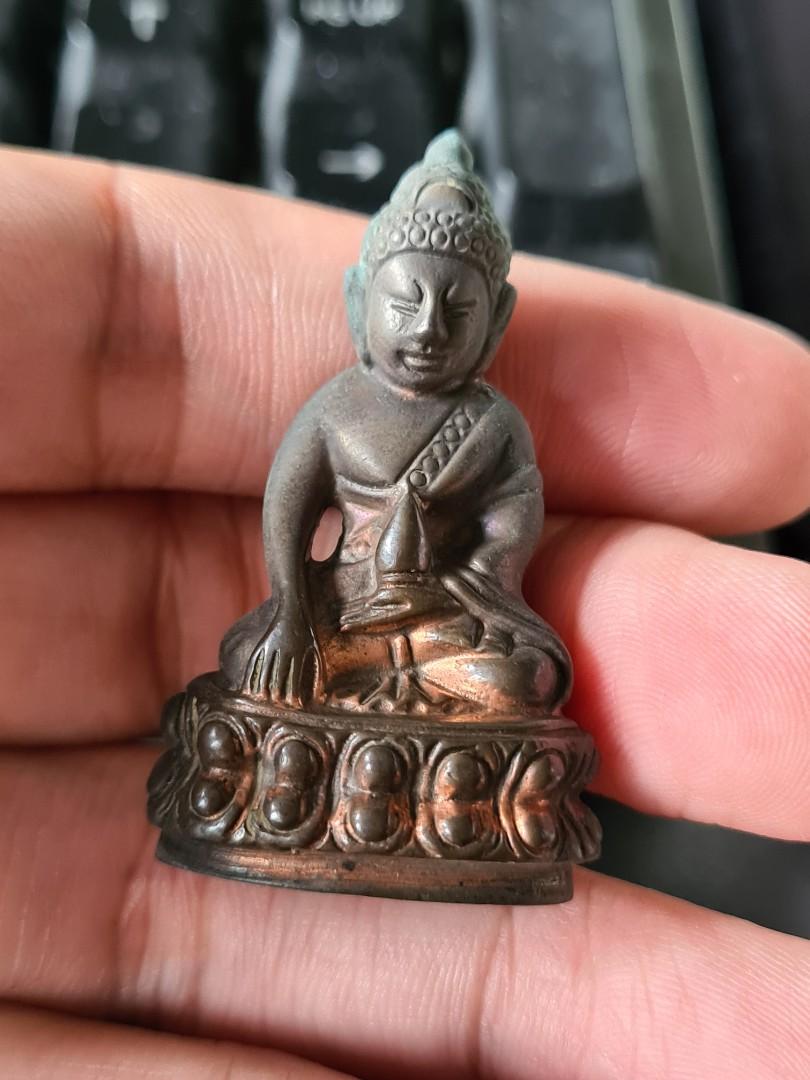 Phra kring yai jakkapat wat chang, Hobbies & Toys, Memorabilia & Collectibles, Religious Items ...
