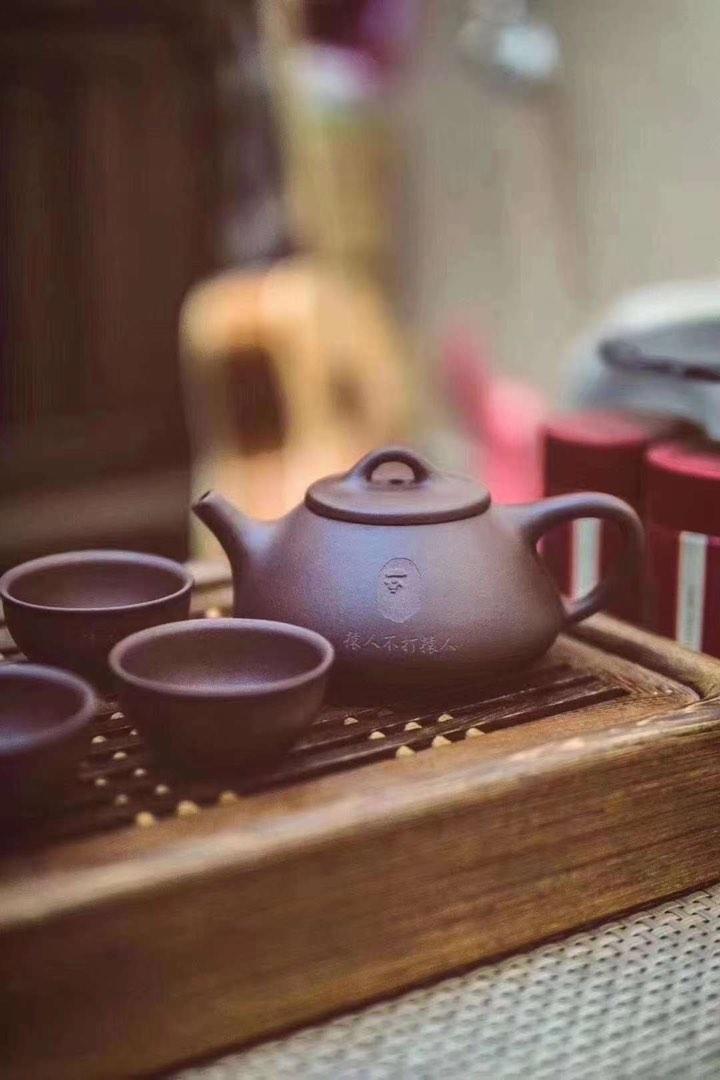 [Pre-Order] Bape Zisha Tea Pot “ape not kill ape” gift set packaging ...