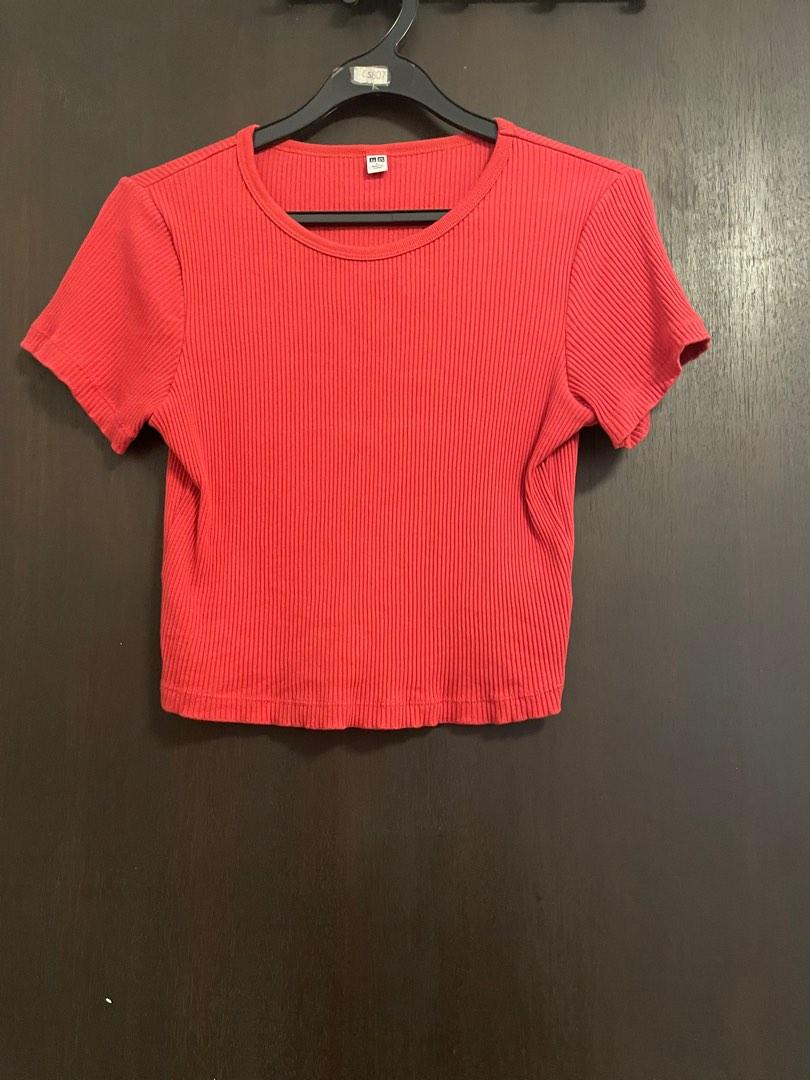 ribbed uniqlo crop top, Women's Fashion, Tops, Shirts on Carousell