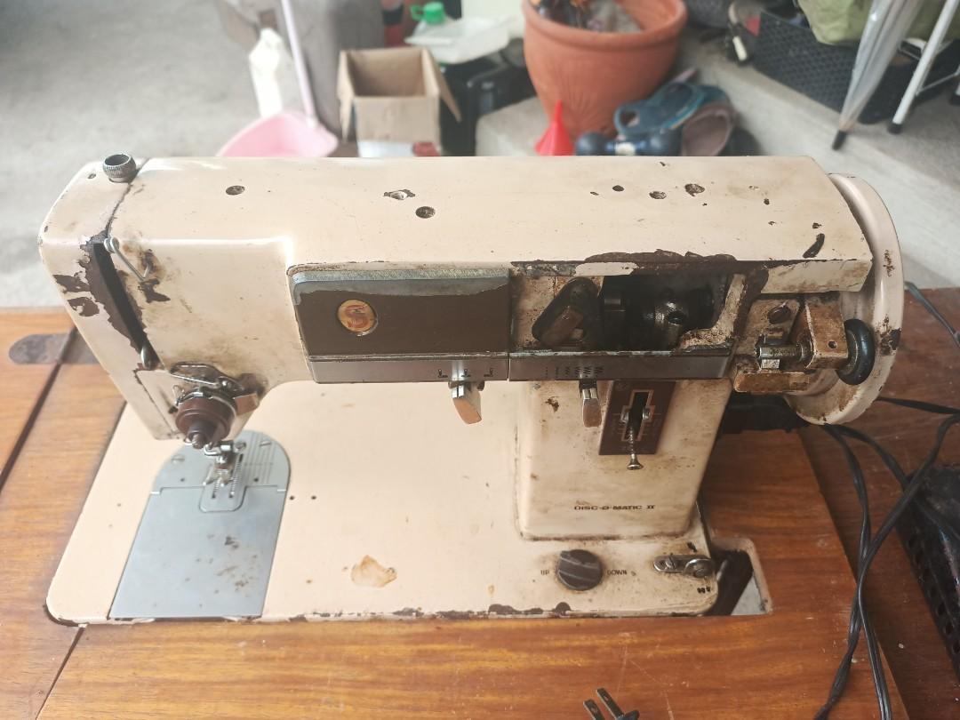 Singer sewing machine, Furniture & Home Living, Home Improvement ...