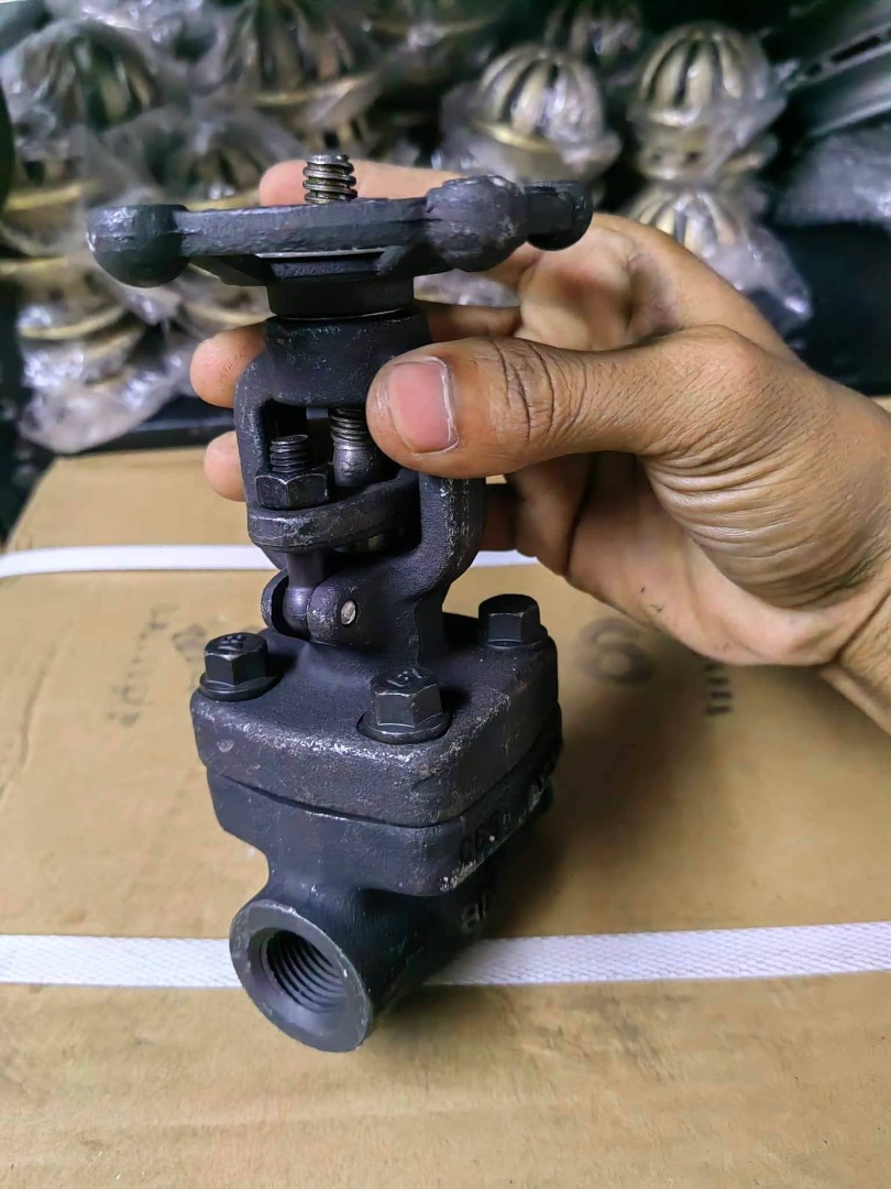 Steam Gate Valve, Commercial & Industrial, Industrial Equipment on ...