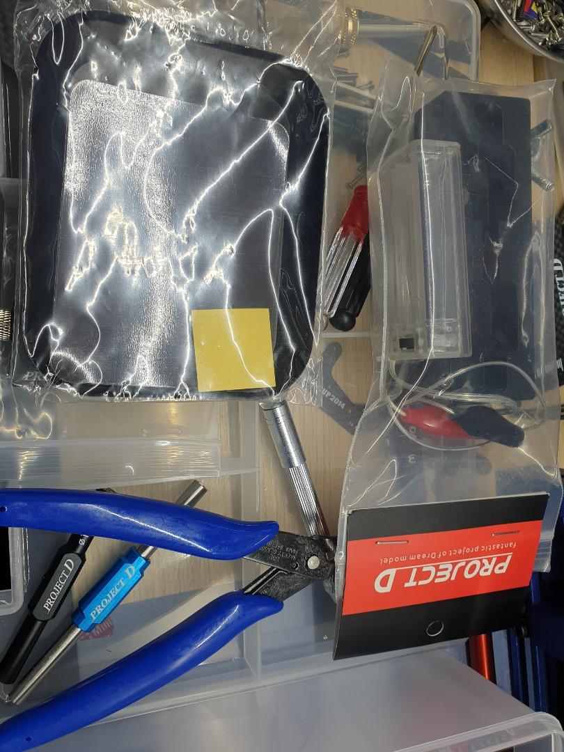 Tamiya mini 4wd- Tools set . Cutter,wheel puller/installer,brake cutter ...