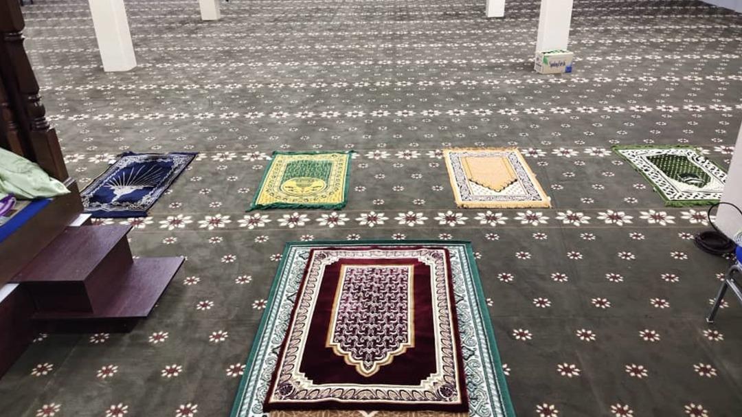 Ubahsuai Ruangan Masjid dan Surau Anda!, Furniture & Home Living, Home ...