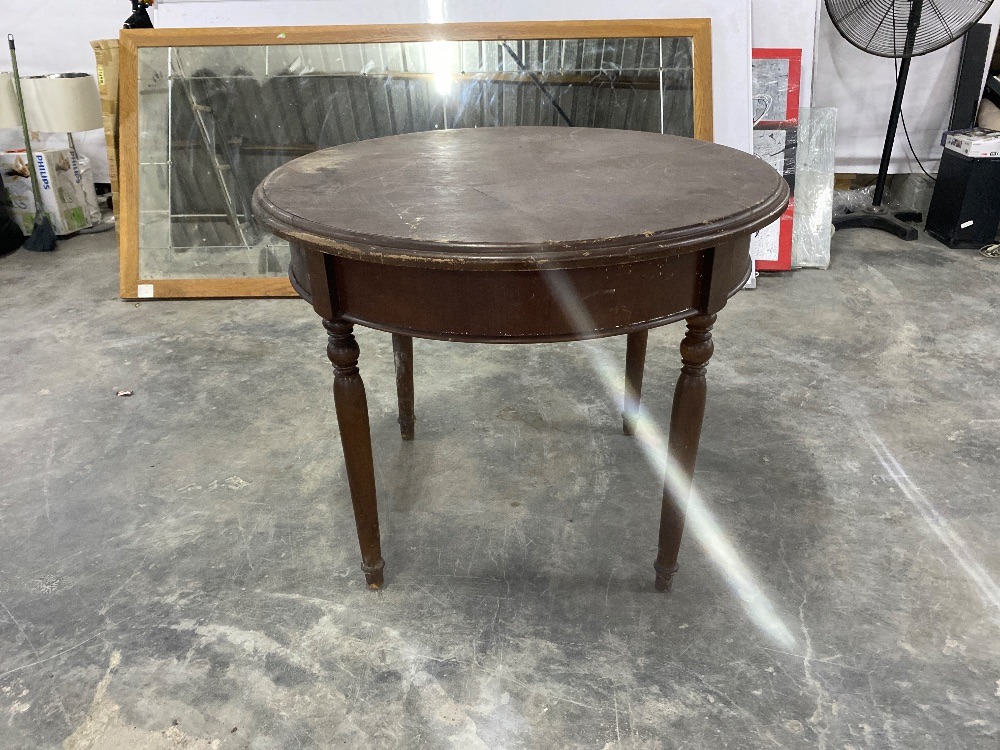 Wooden Round Side Table Brown Colour / Meja Sisi Bulat Kayu Warna ...