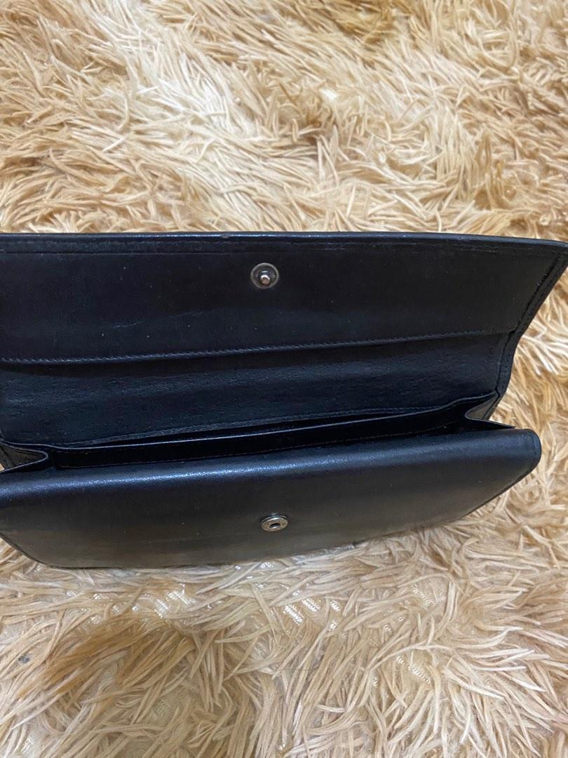 100% Authentic Peridot Long Wallet, Women's Fashion, Bags & Wallets ...