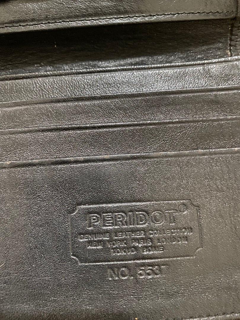 100% Authentic Peridot Long Wallet, Women's Fashion, Bags & Wallets ...