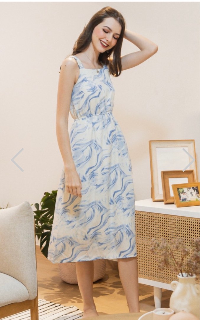 ACW Midi Dress in cloud (BNWT), Women's Fashion, Dresses & Sets ...