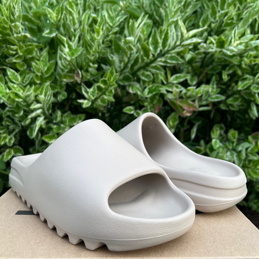 adidas Yeezy Slides Pure, Men's Fashion, Footwear, Slippers & Slides on ...