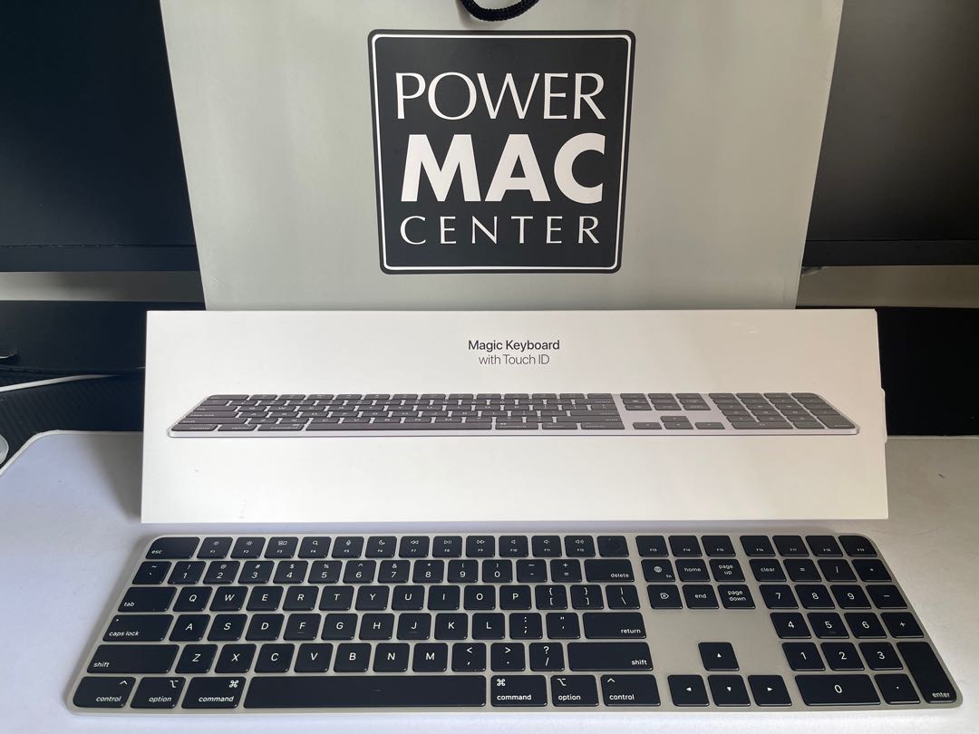 Apple Magic Keyboard with Touch ID Black Keys with Numeric Keypads ...