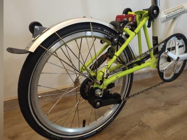 Brompton M6L Dynamo version unique colour combinations Papyrus white ...