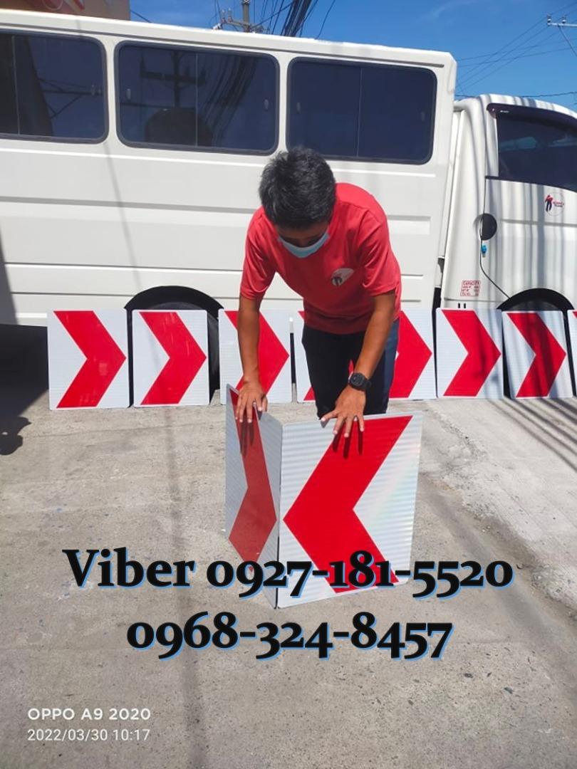 chevron signage, Commercial & Industrial, Industrial Equipment on Carousell