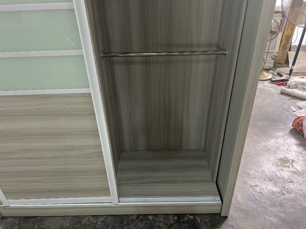 Classic Modern Style Sliding Wardrobe White Colour / Almari Pakaian ...