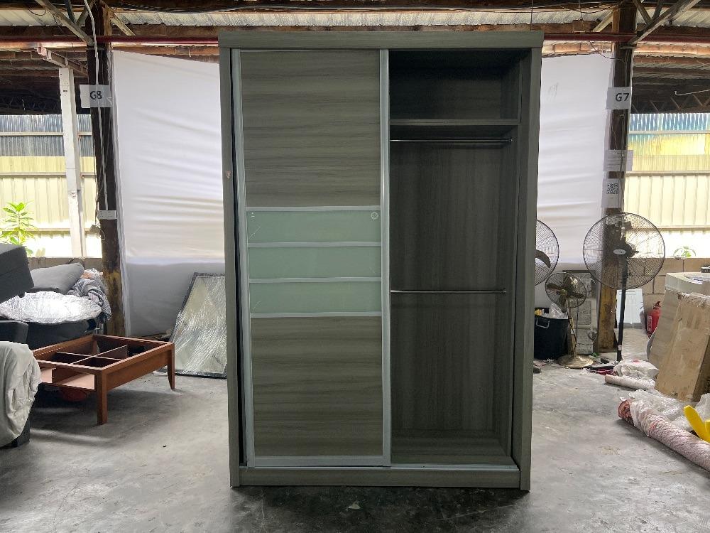 Classic Modern Style Sliding Wardrobe White Colour / Almari Pakaian ...