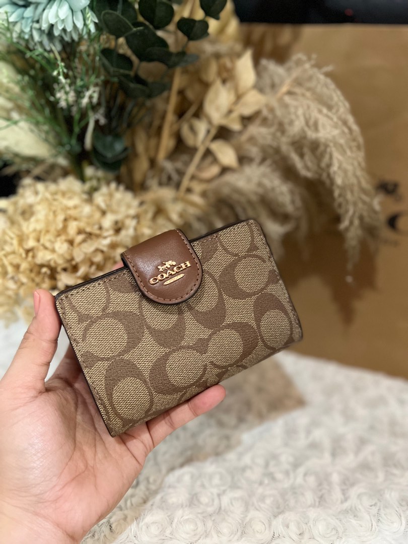 Coach Signature Bifold Wallet, Luxury, Bags & Wallets on Carousell
