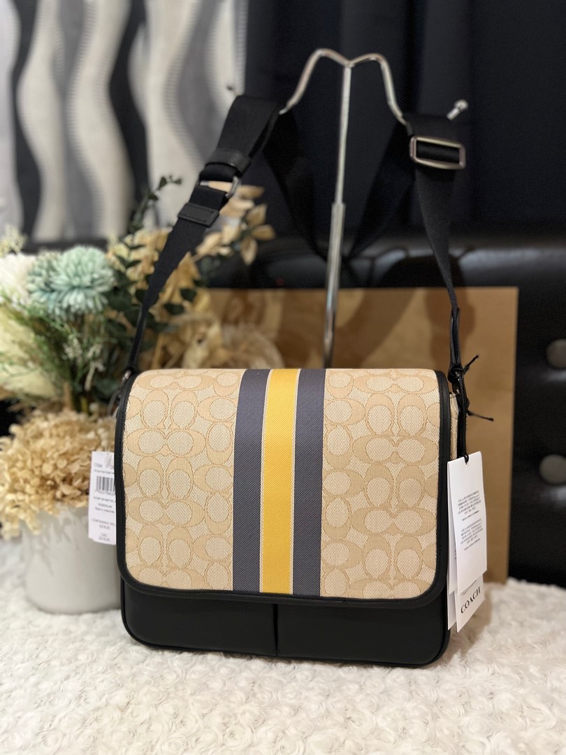 Coach Thompson Mens Bag, Luxury, Bags & Wallets on Carousell