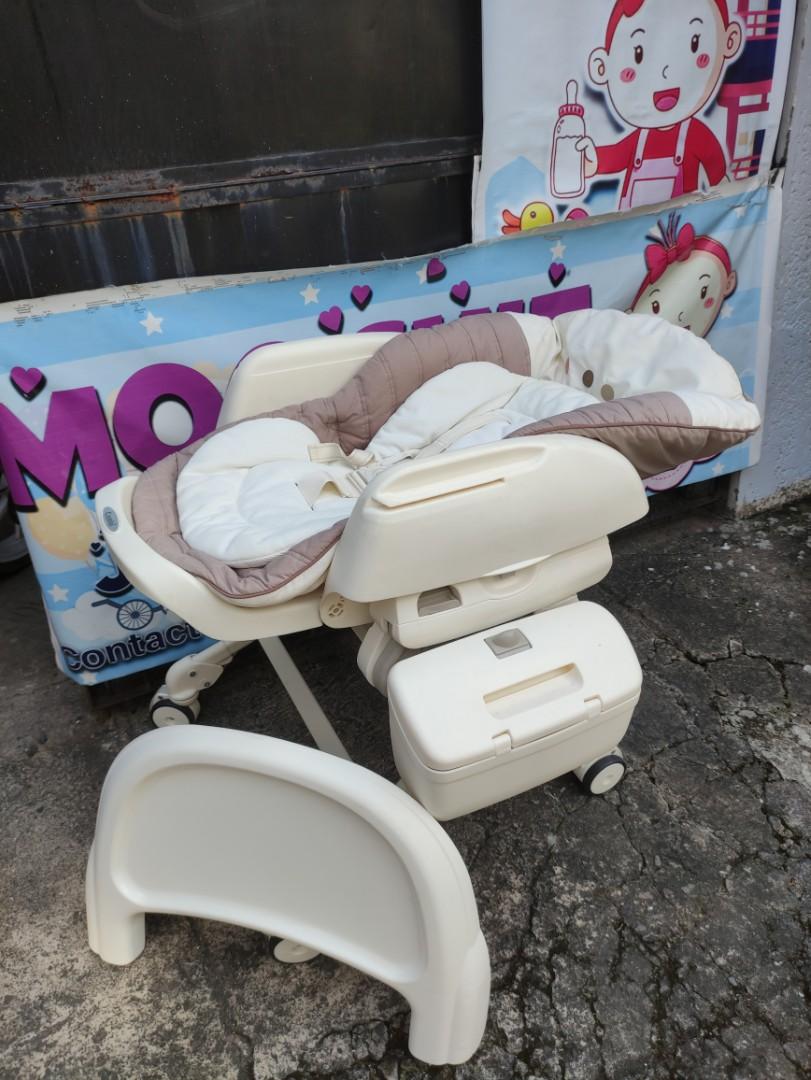 Combi auto swing high chair 110volts, Babies & Kids, Nursing & Feeding ...