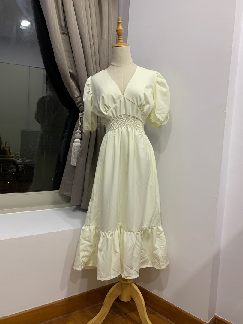 Cream Summer Dress, Women's Fashion, Dresses & Sets, Dresses on Carousell