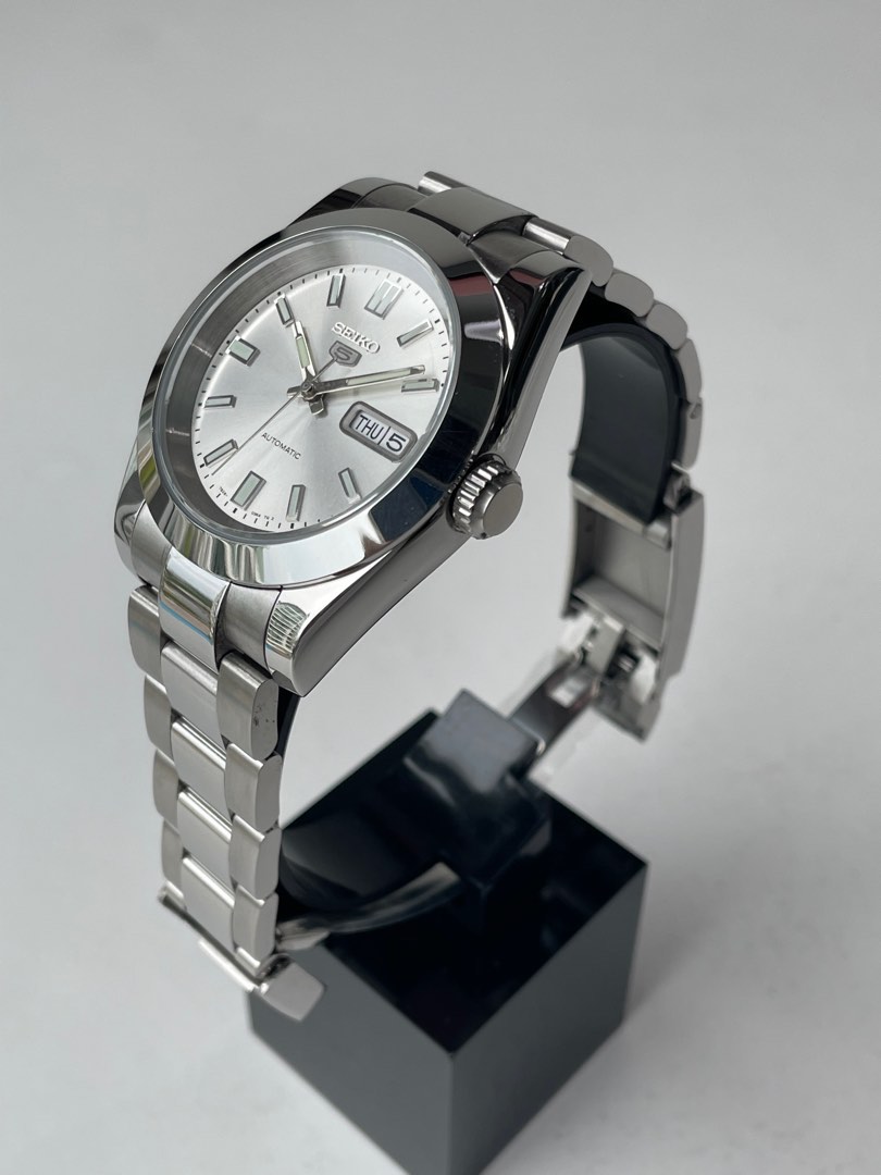 Custom Seiko Mod Silver Surfer 39mm, Men's Fashion, Watches ...