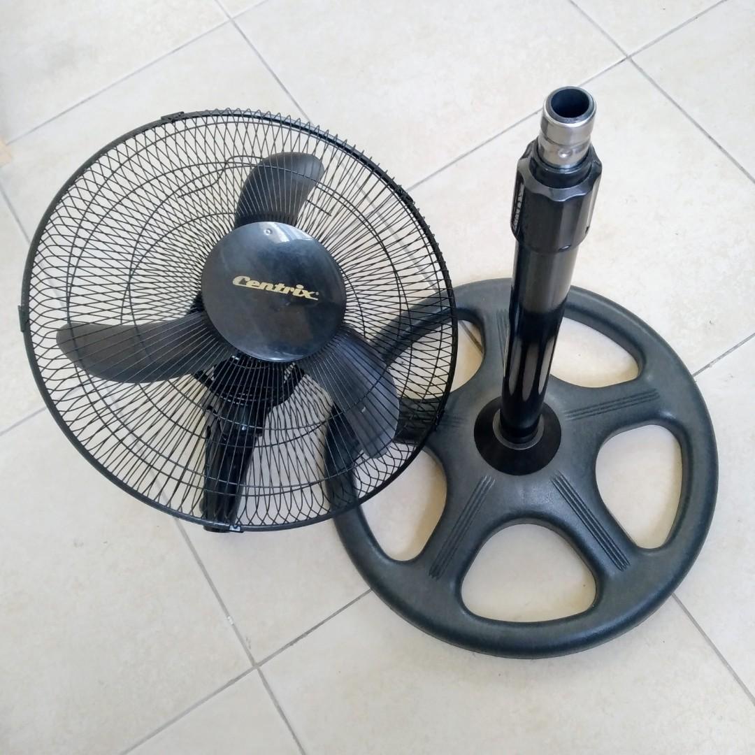 FREE DEFECTIVE Electric Fan (GCash Only, READ DESCRIPTION), Furniture ...