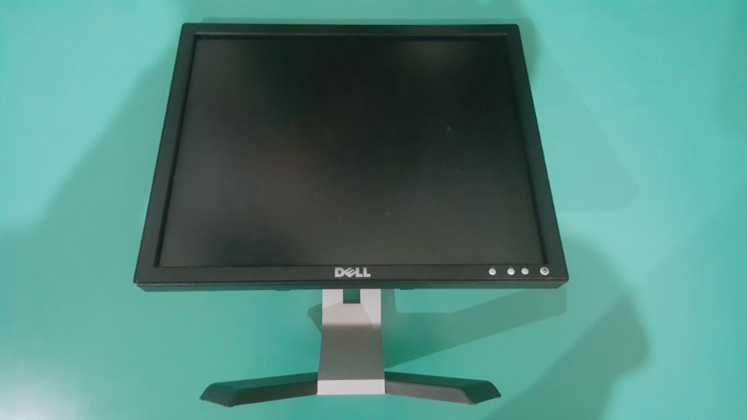 Dell 17 " Computer Monitor, Computers & Tech, Parts & Accessories ...