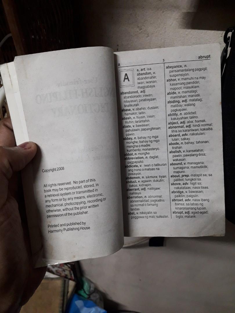 User Friendly English-Filipino Dictionary - pocket sized book, Hobbies ...