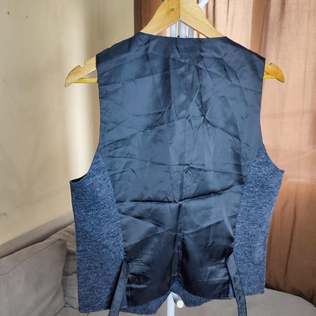 Excellent Condition Dark Gray Vest, Women's Fashion, Coats, Jackets and ...