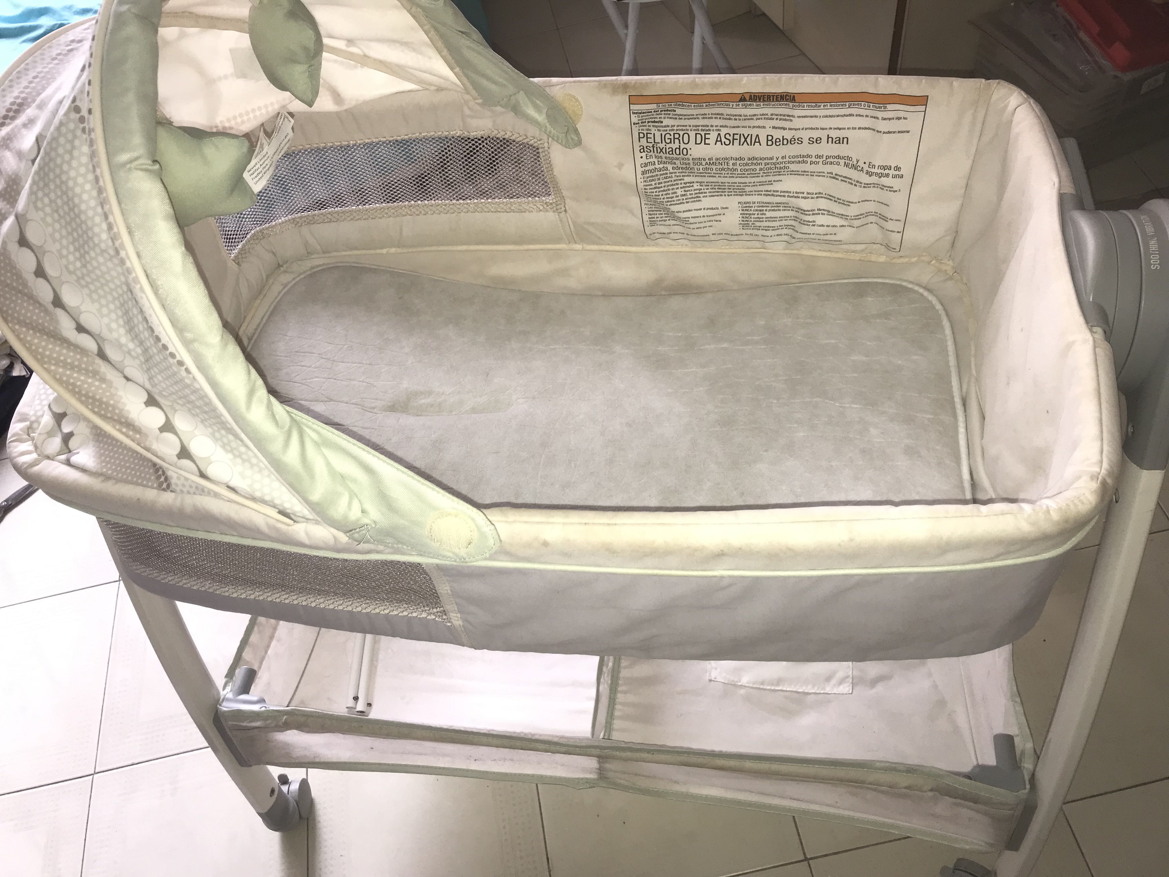 Graco Baby Bassinet, Babies & Kids, Baby Nursery & Kids Furniture, Cots ...