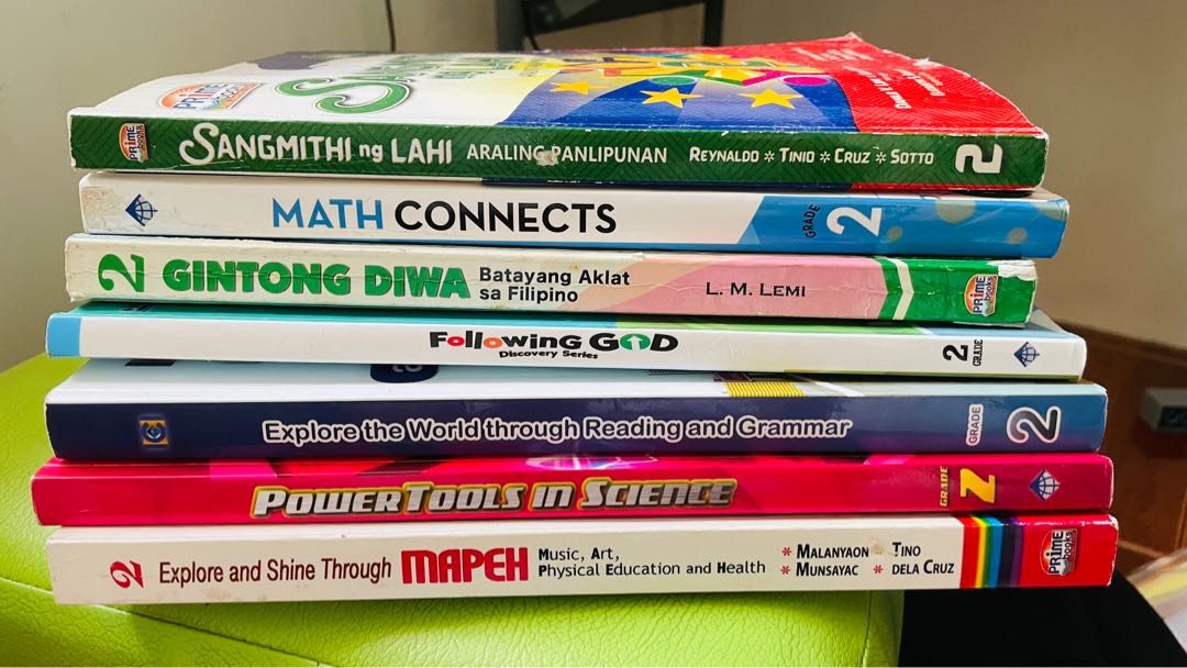 Grade2 textbooks (7pcs), Hobbies & Toys, Books & Magazines, Textbooks ...