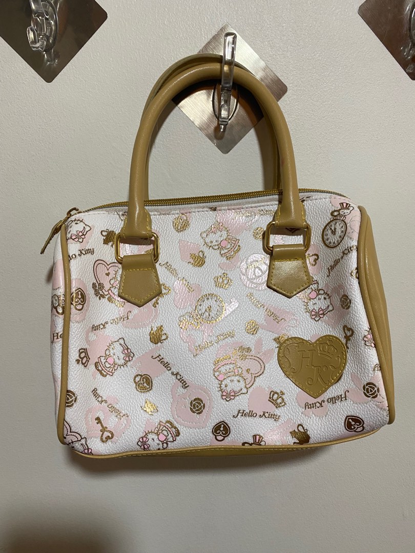 Hello Kitty Mini Purse, Women's Fashion, Bags & Wallets, Purses ...