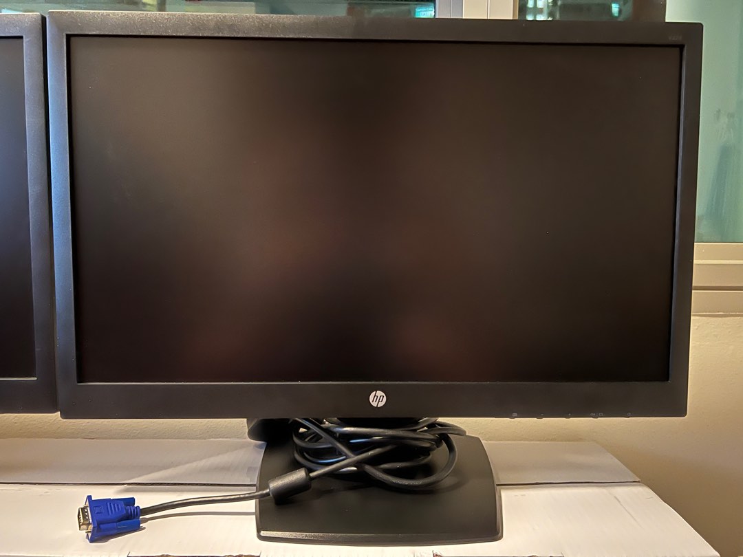 HP V223 Monitor, Computers & Tech, Parts & Accessories, Monitor Screens ...