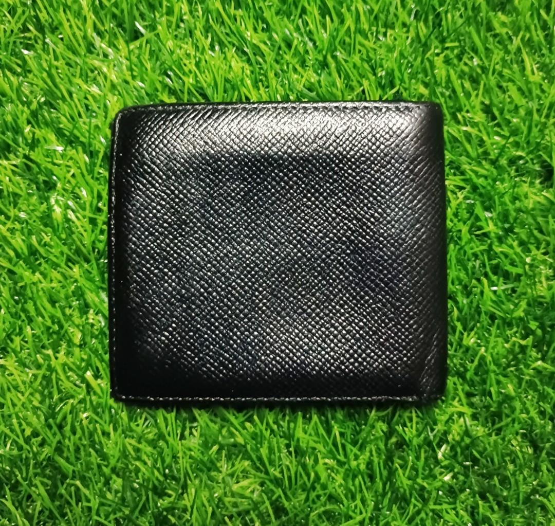 HUGO BOSS ORIGINAL LEATHER WALLET AUTHENTIC, Men's Fashion, Watches ...