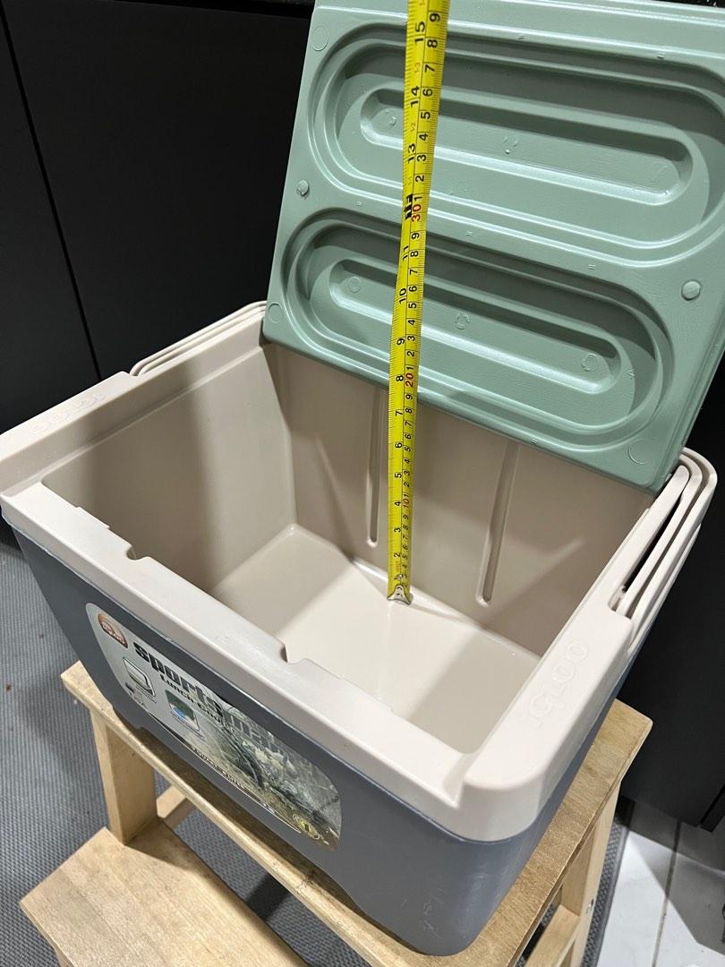 IGLOO cooler box 8 liters, Sports Equipment, Fishing on Carousell