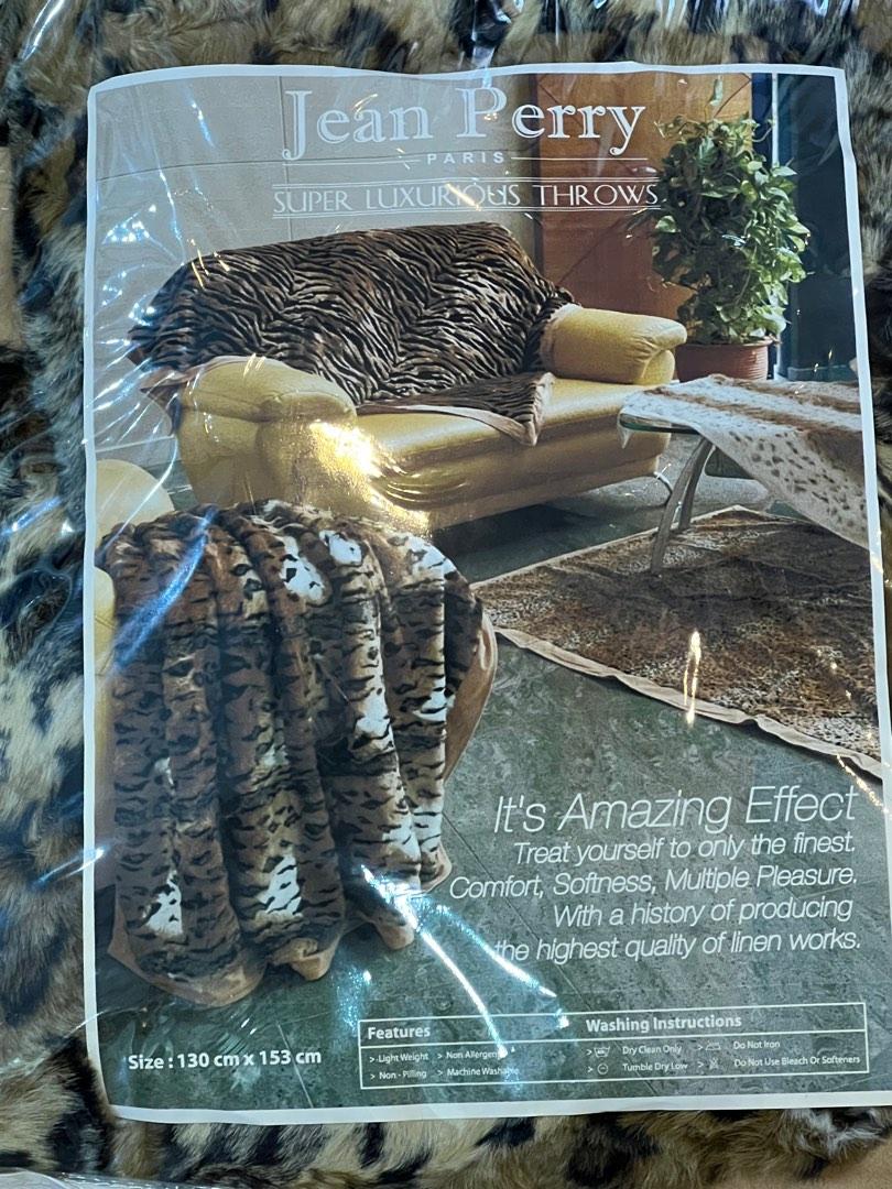 Jean Perry Super Luxurious Throw, Furniture & Home Living, Home Decor ...