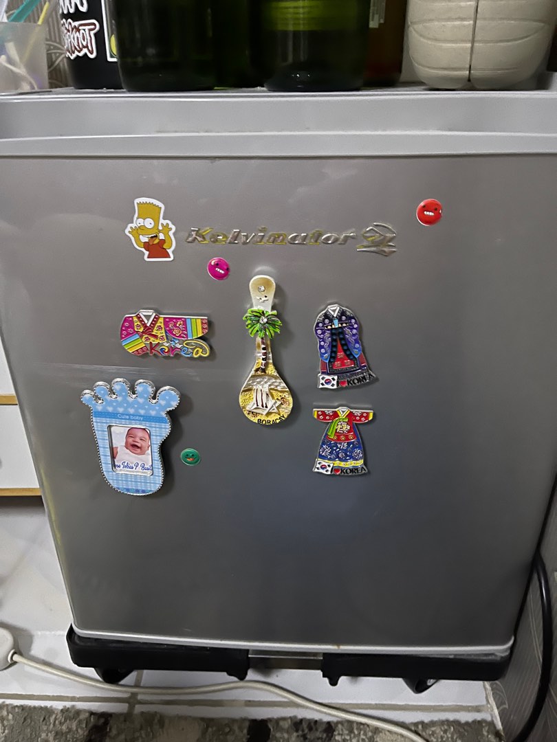 Kelvinator personal ref, TV & Home Appliances, Kitchen Appliances ...